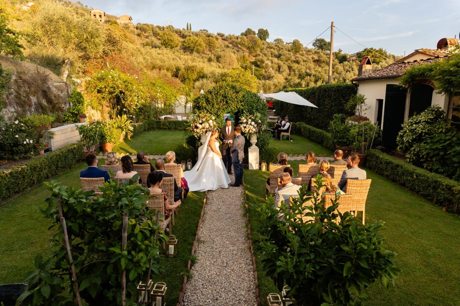 Micro wedding at Villa S. Andrea in Tuscany, Italy